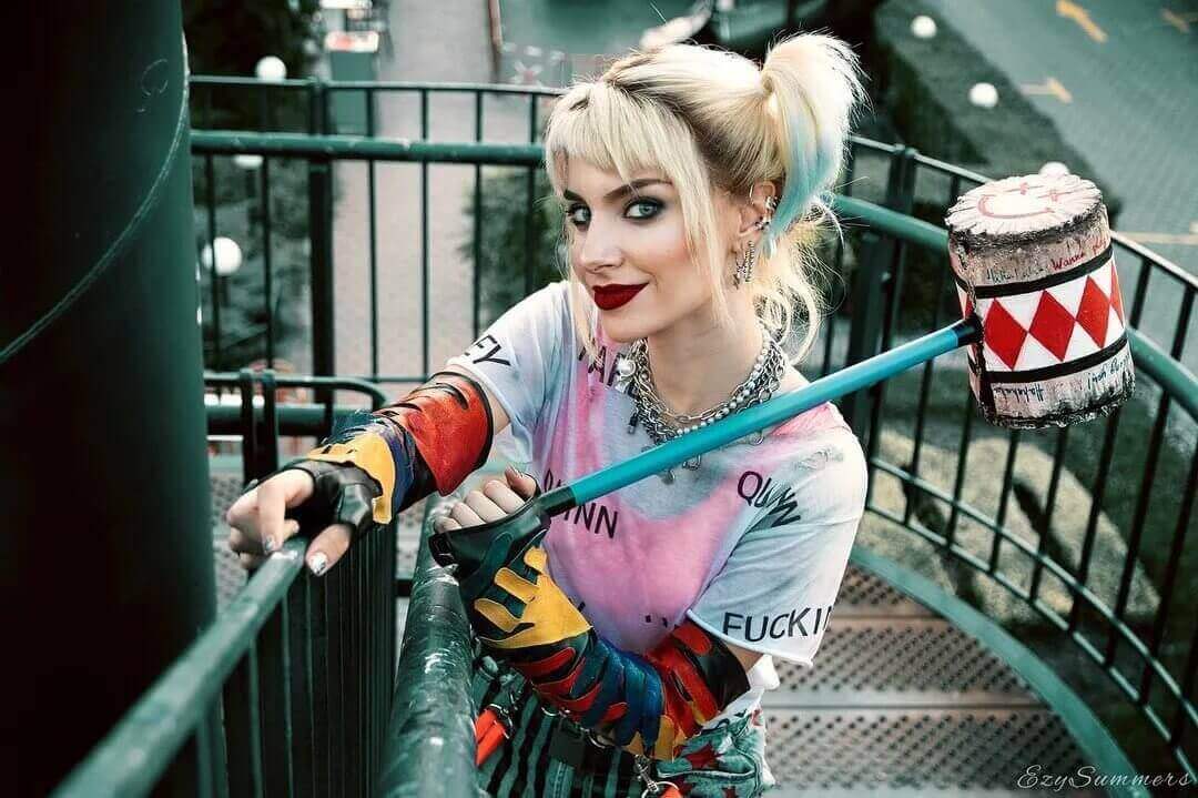 Who is Harley Quinn - Harley Quinn Profile | Cartoontee.net